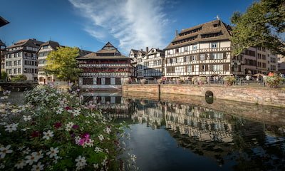 What is the best area to stay in Strasbourg, France?